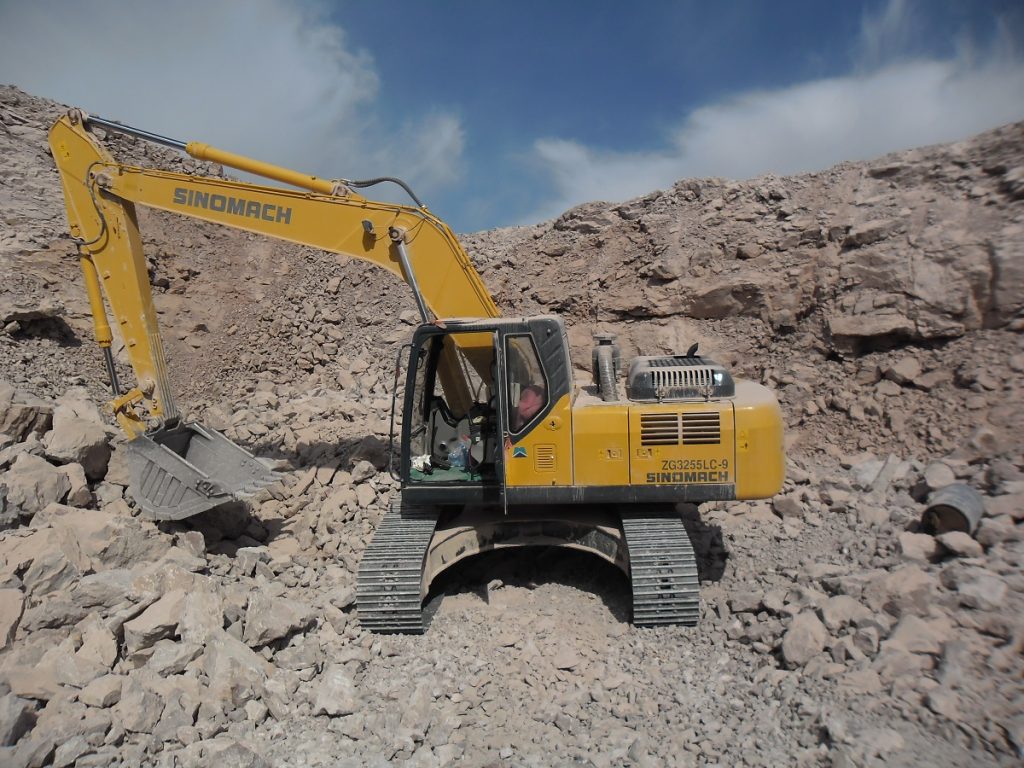 6 Excavator Types and Their Uses | Multico Blog