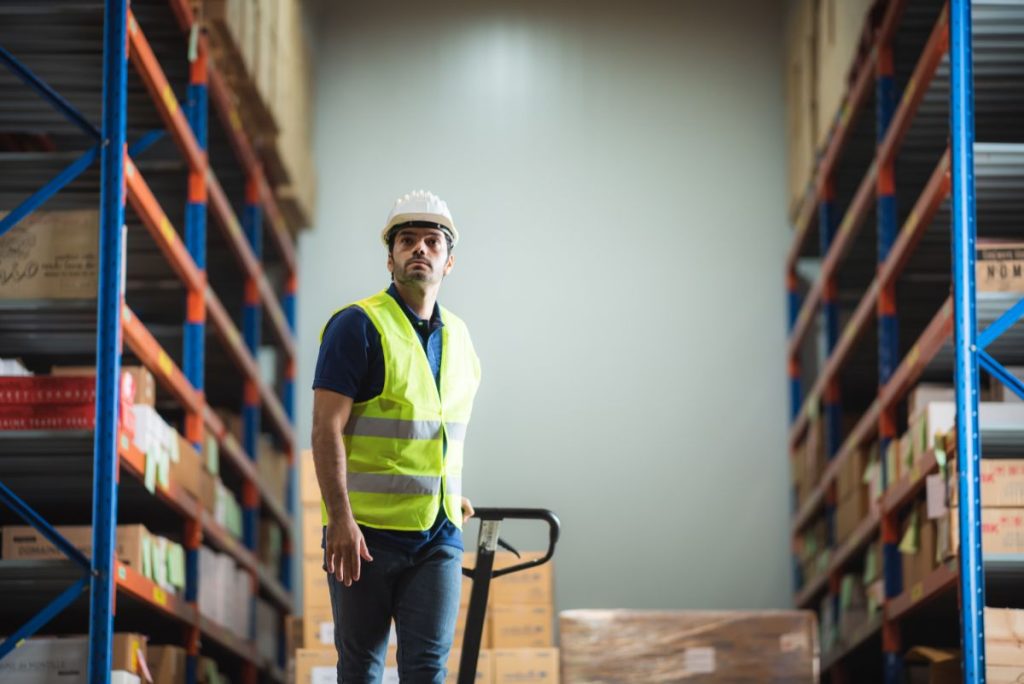 How Does a Hand Pallet Truck Complement Forklift Trucks in Material ...