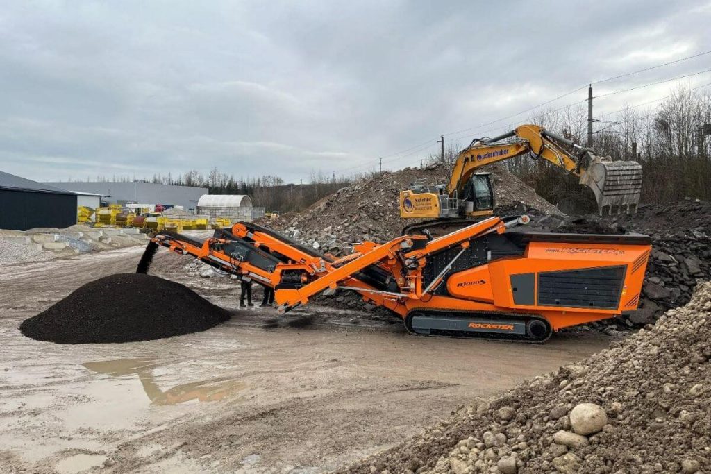 5 Maintenance Tips for Mobile Crusher and Screens